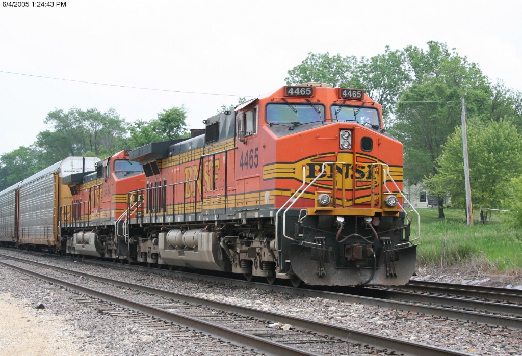 BNSF 4465